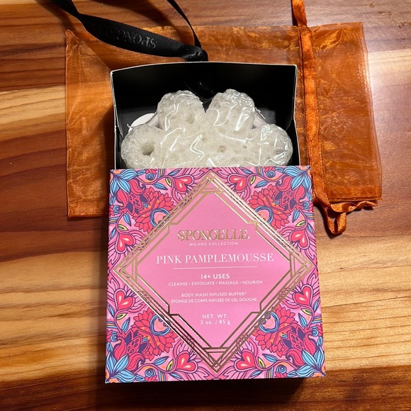Spongelle | Bath & Body | Spongell Pink Pamplemousse Body Sponge Buffer ...